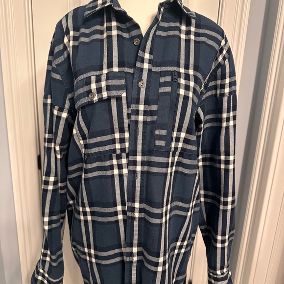 Wrangler | Shirts | Wrangler Navy And White Checkered Shirt | Poshmark